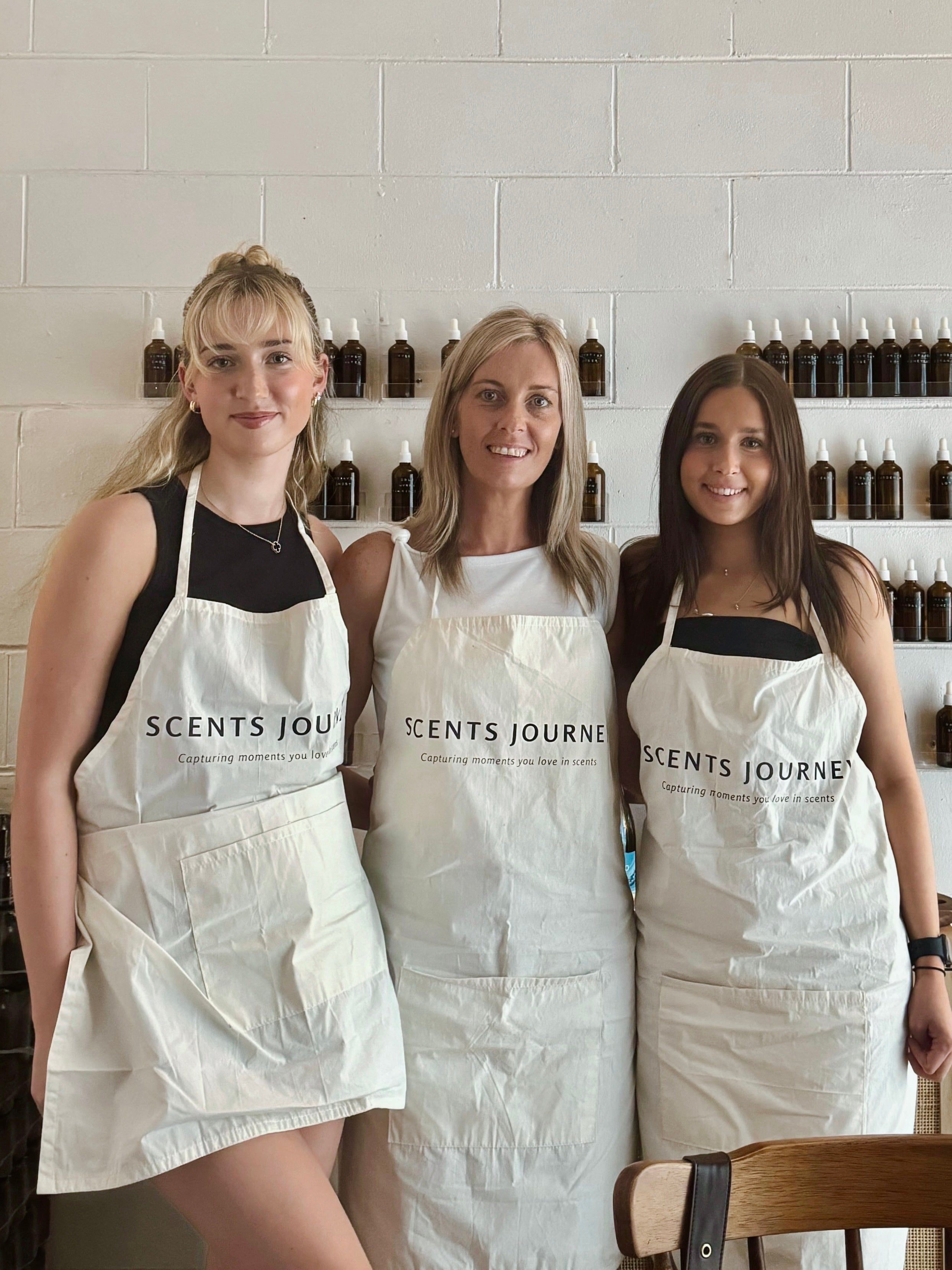 Candle Making Workshops — Sip & Pour (Bubbles & Fruit Platter Included – Scents Journey Australia